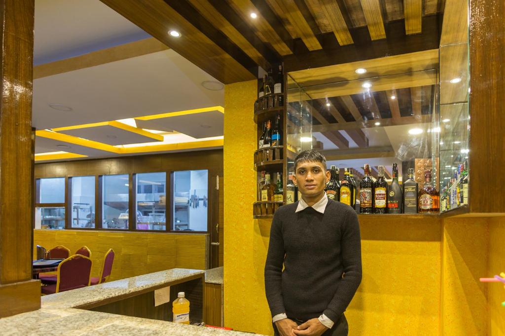 Hotel Yellow Pagoda, Pokhara | Stay Near Phewa Lake - ROAMWINGS.COM